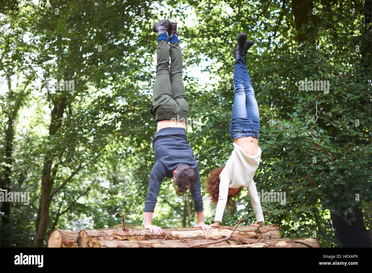 Couple forest hi-res stock photography and images - Alamy
