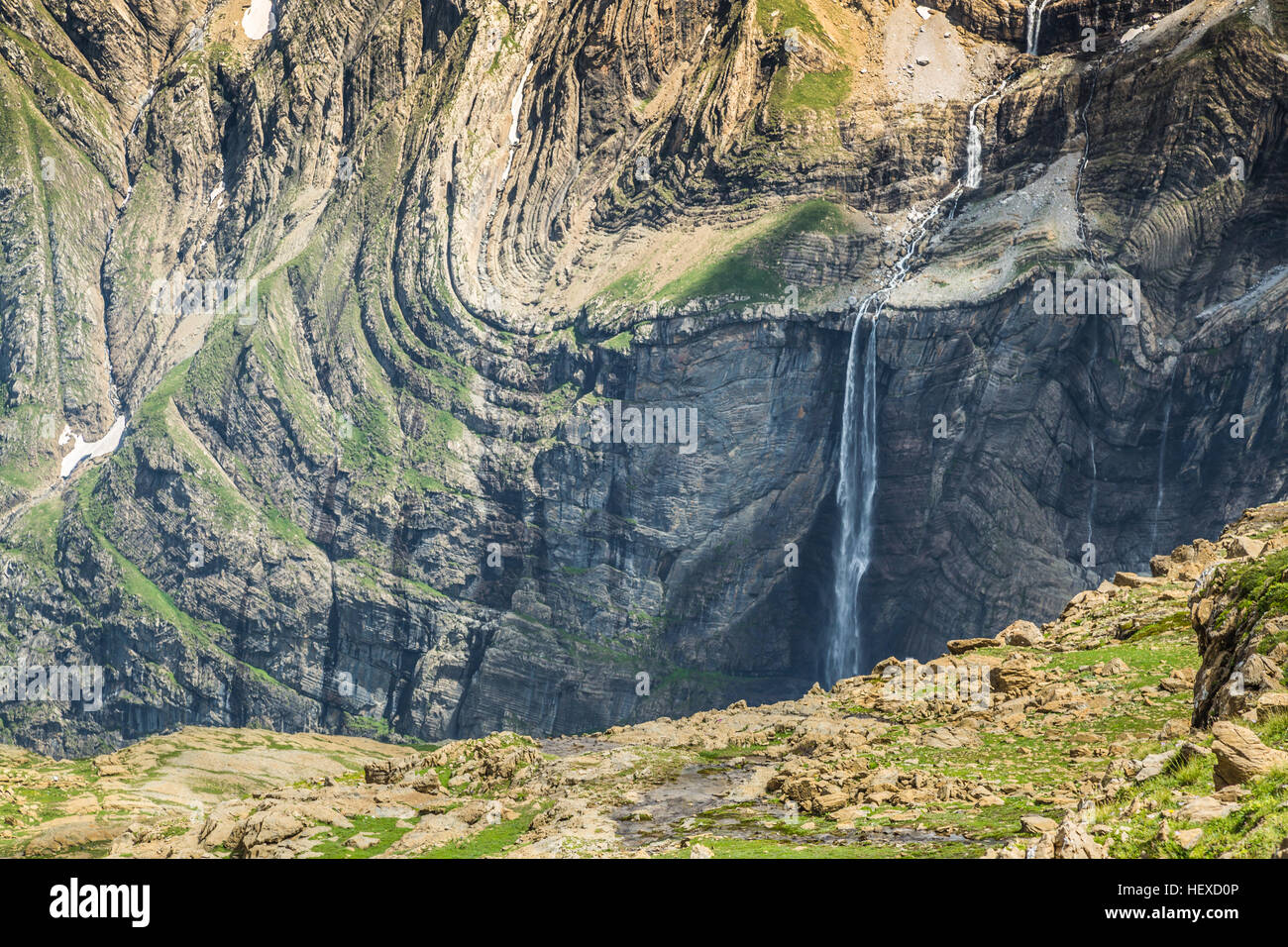 Scenic view of famous Cirque de Gavarnie with Gavarnie Fall in Pyrenees ...