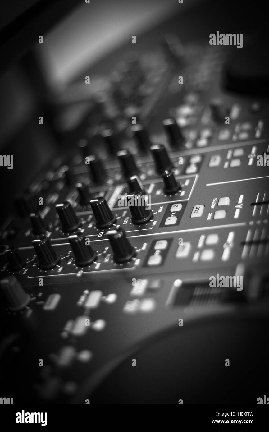 Pioneer dj Black and White Stock Photos & Images - Alamy