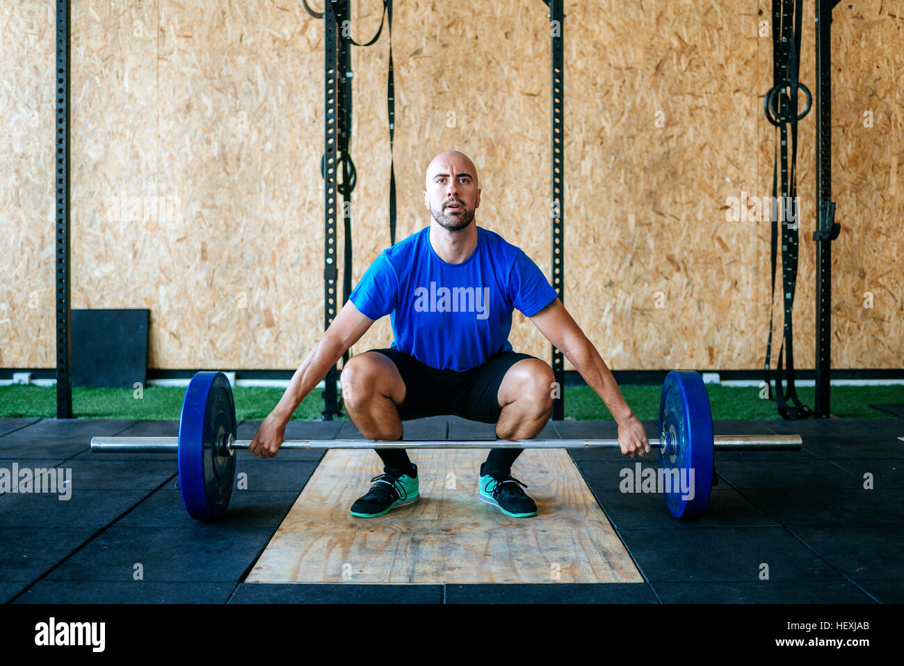 Barbell lift hi-res stock photography and images - Alamy