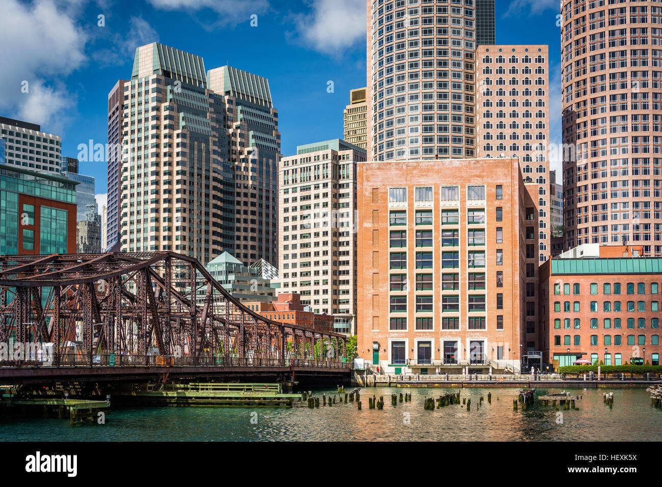 Boston skyline and perspective hi-res stock photography and images - Alamy