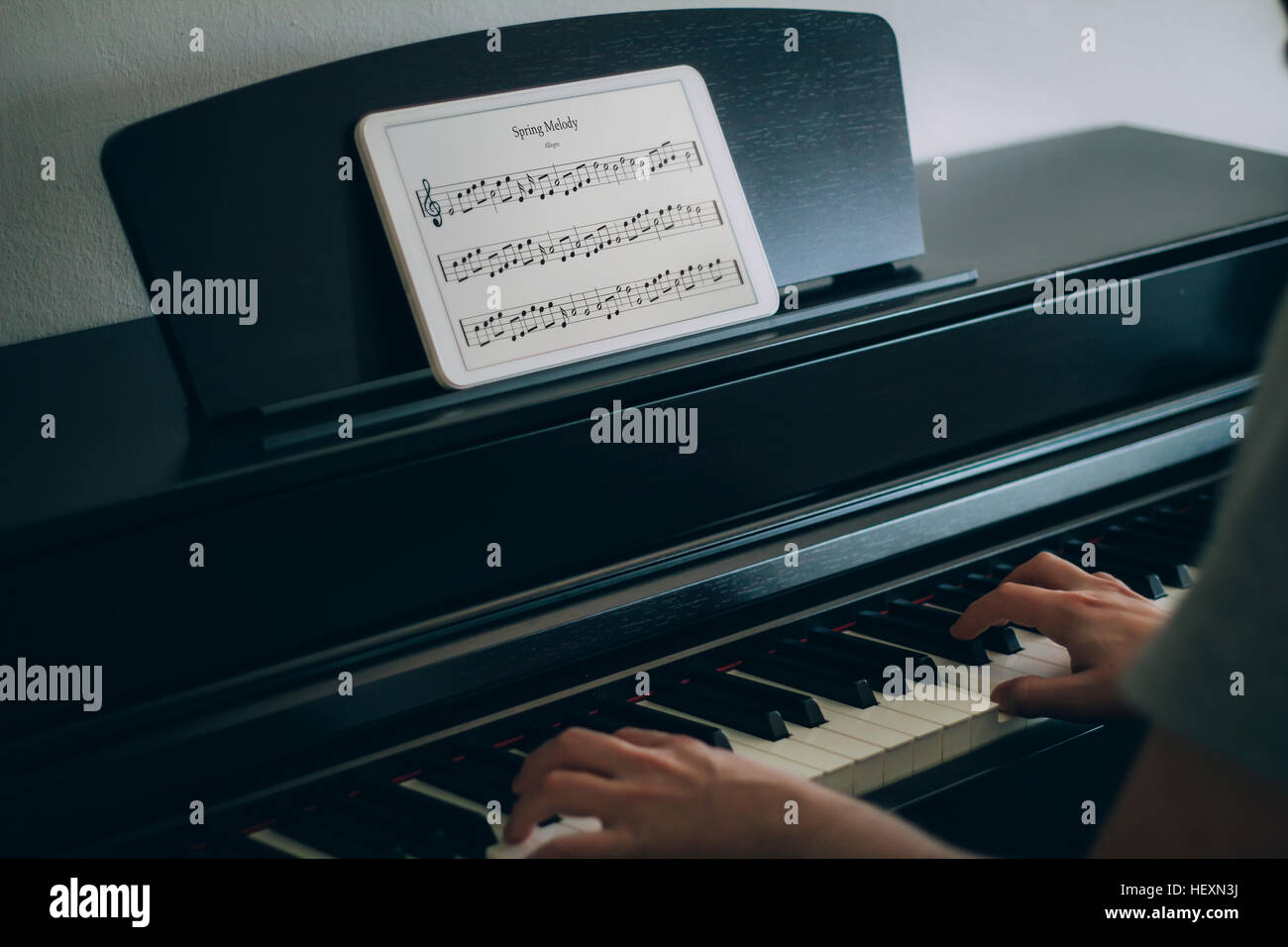 Piano notation hi-res stock photography and images - Alamy