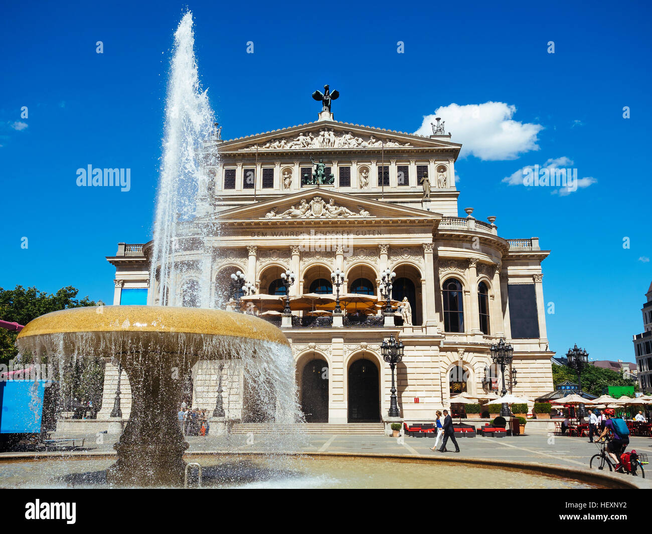 Germany, Frankfurt, view to old opera at Opera Square with Lucae ...