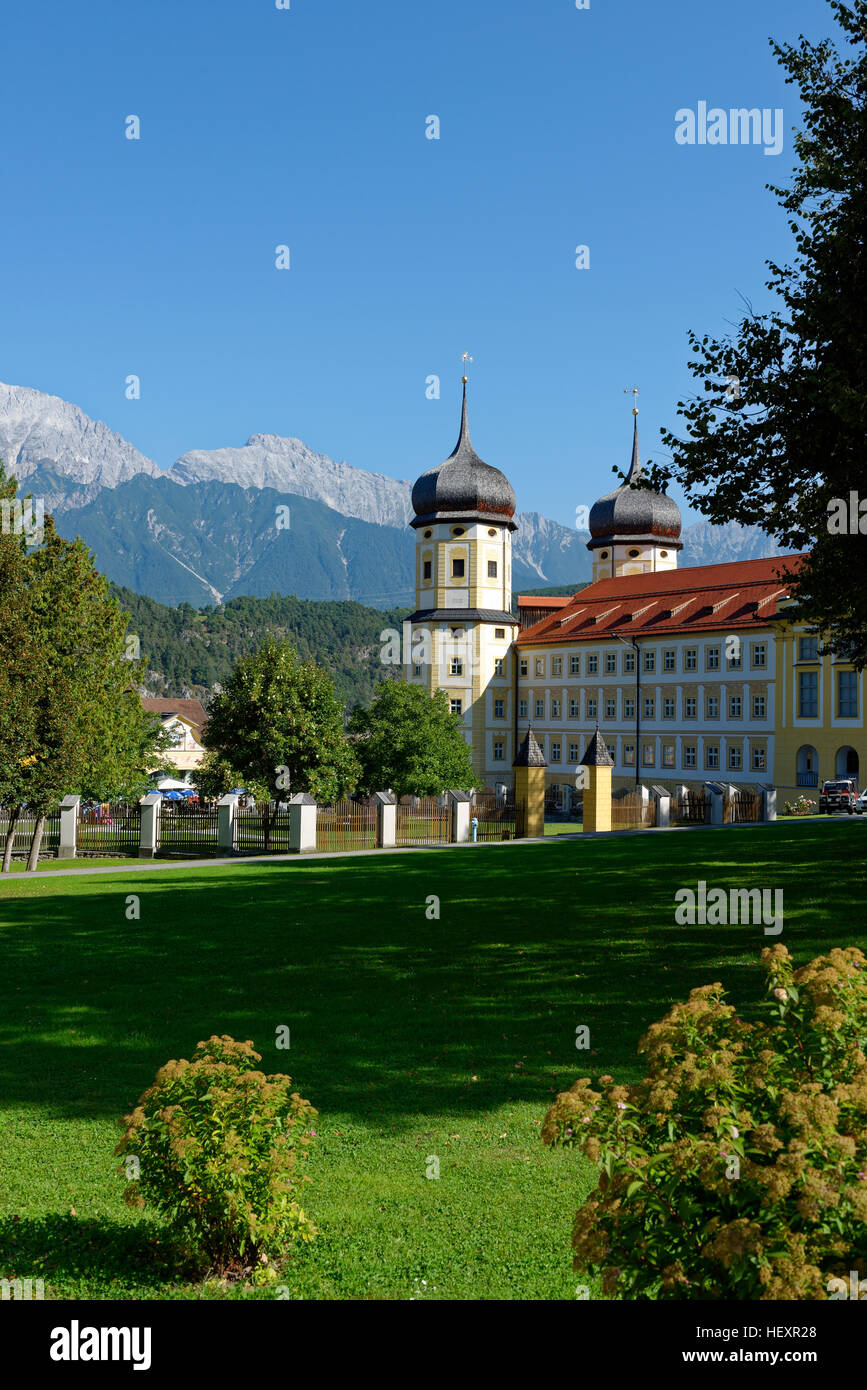 Abbey stams hi-res stock photography and images - Alamy
