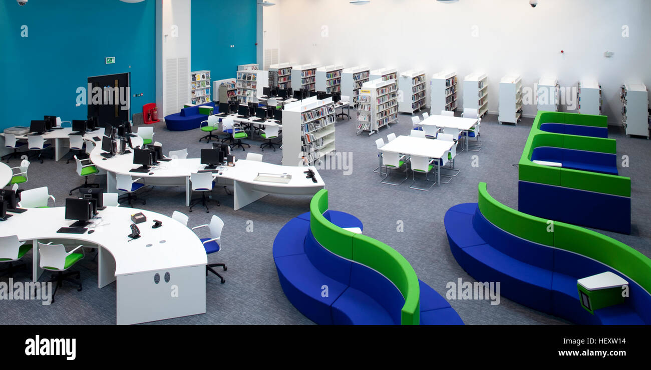 Barking and Dagenham College London Romsey BDC Stock Photo - Alamy