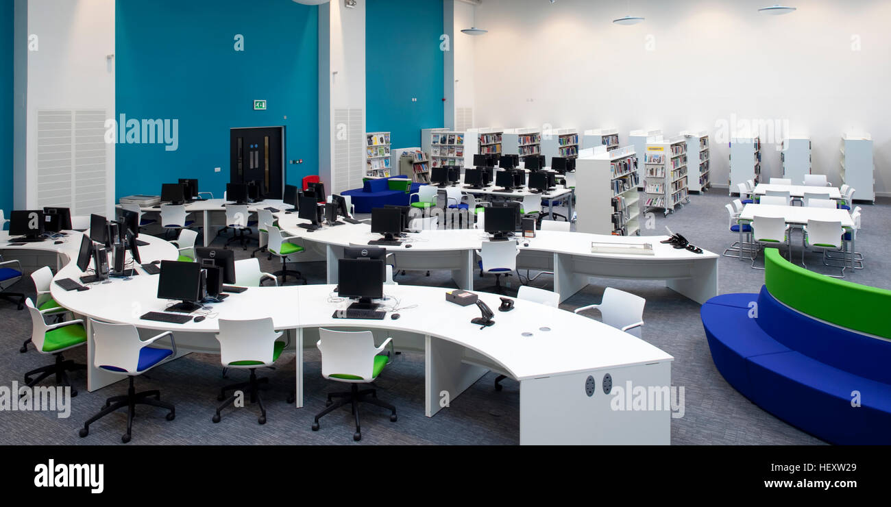 Barking and Dagenham College London Romsey BDC Stock Photo - Alamy