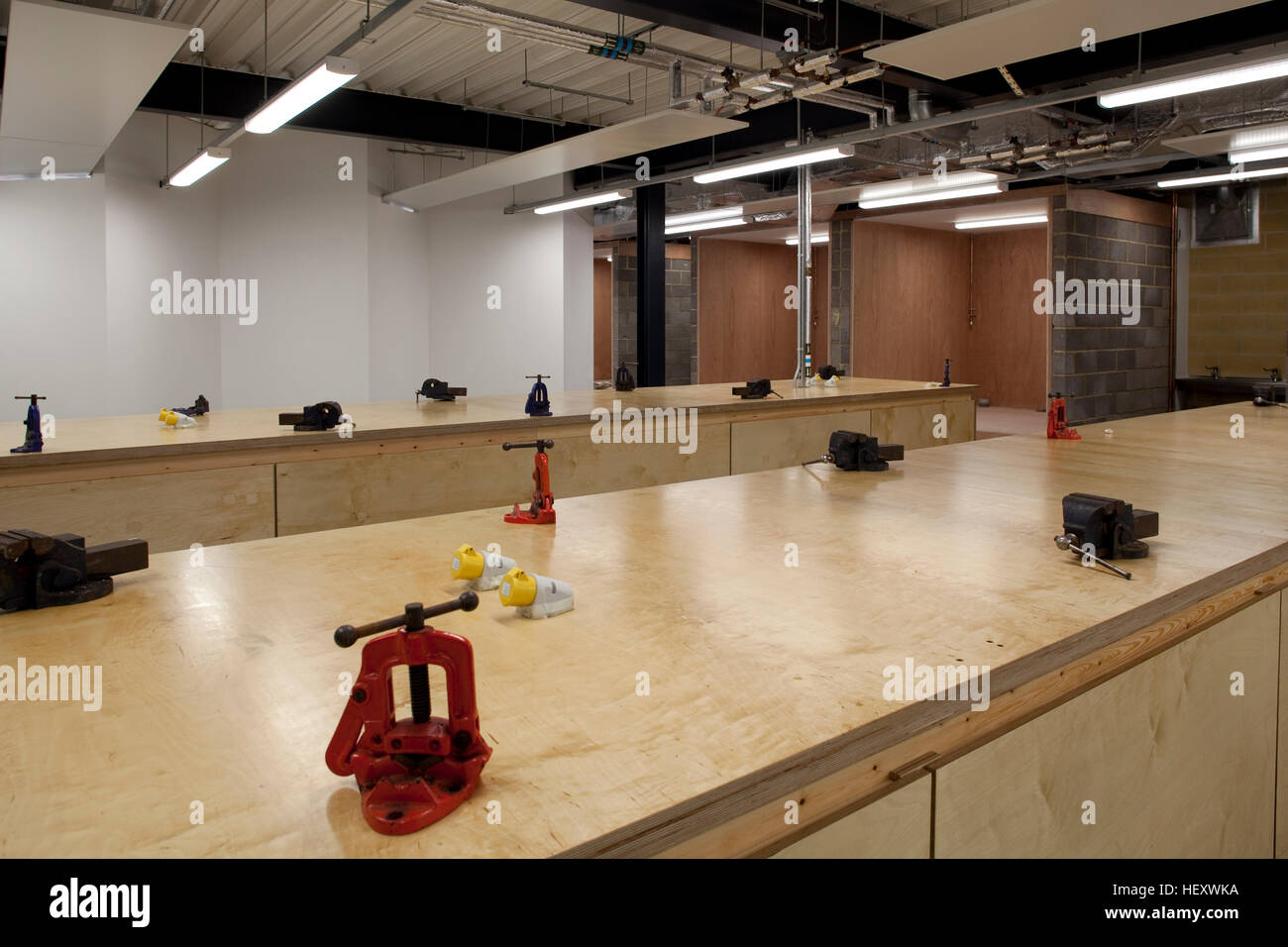 Barking and Dagenham College London Romsey BDC Stock Photo - Alamy