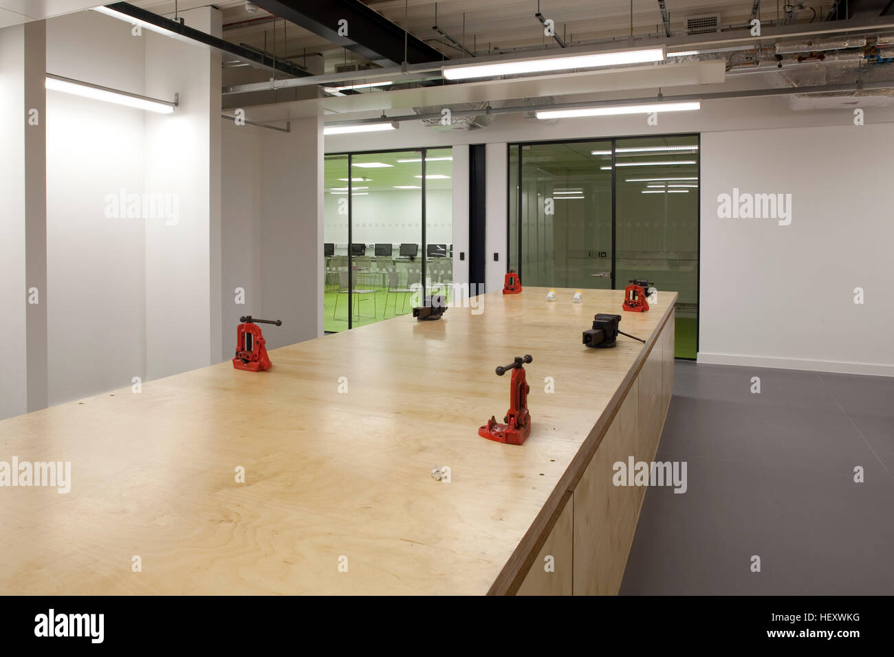 Barking and Dagenham College London Romsey BDC Stock Photo - Alamy