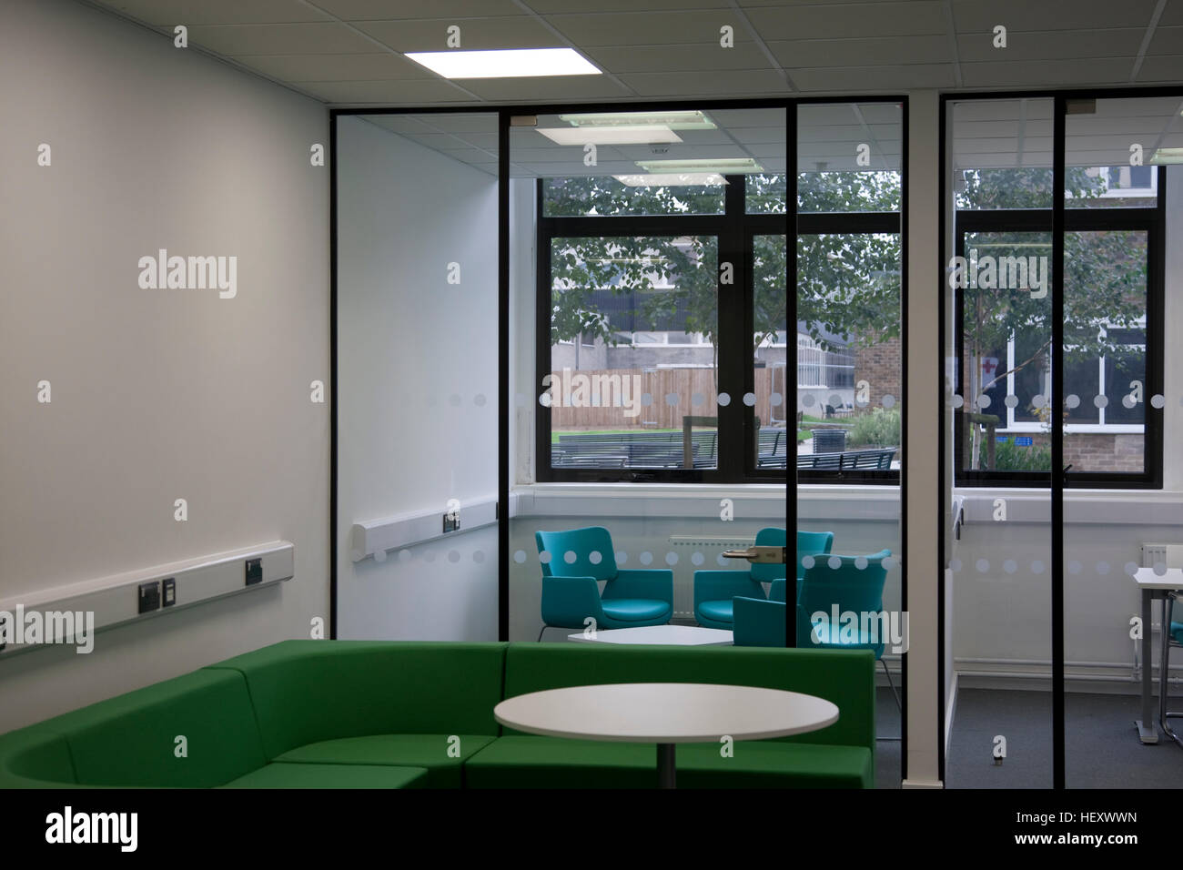 Barking and Dagenham College London Romsey BDC Stock Photo - Alamy