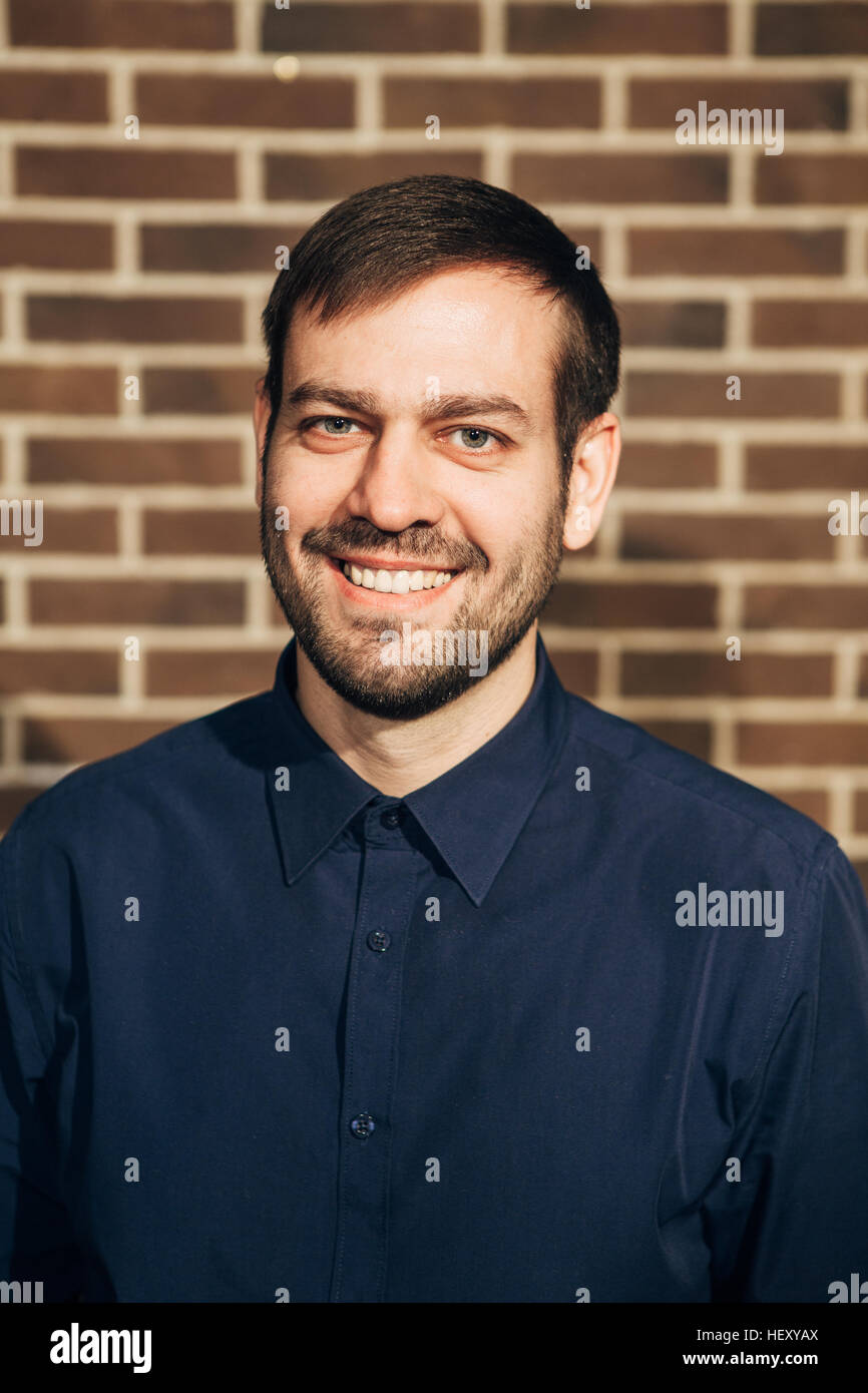 Toothy smiles smiling hi-res stock photography and images - Alamy