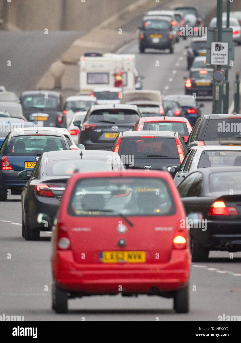 Cars on a2 way hi-res stock photography and images - Alamy