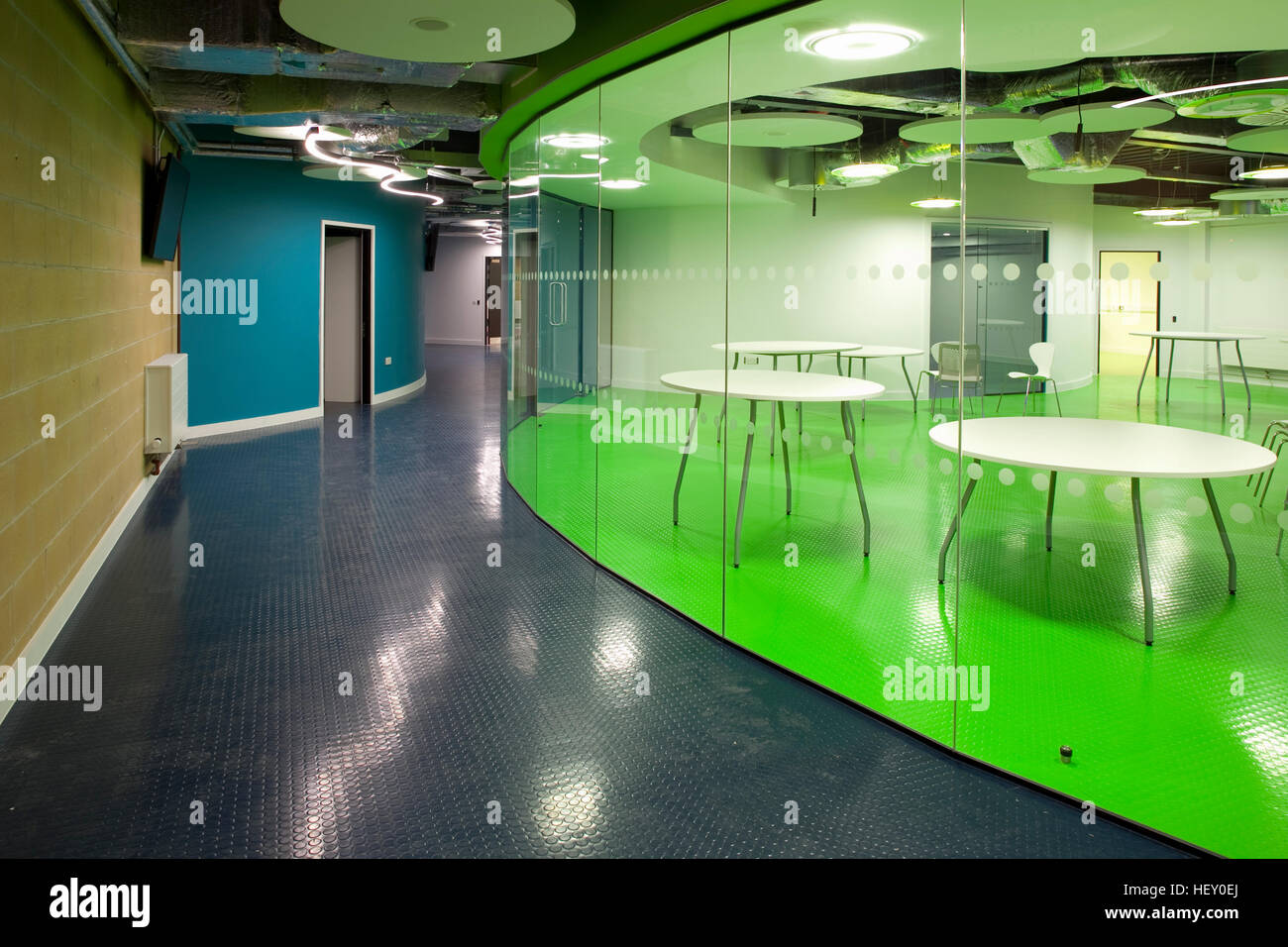 Barking and Dagenham College London Romsey BDC Stock Photo - Alamy