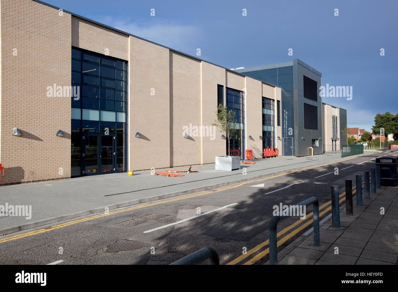 Barking and Dagenham College London Romsey BDC Stock Photo - Alamy