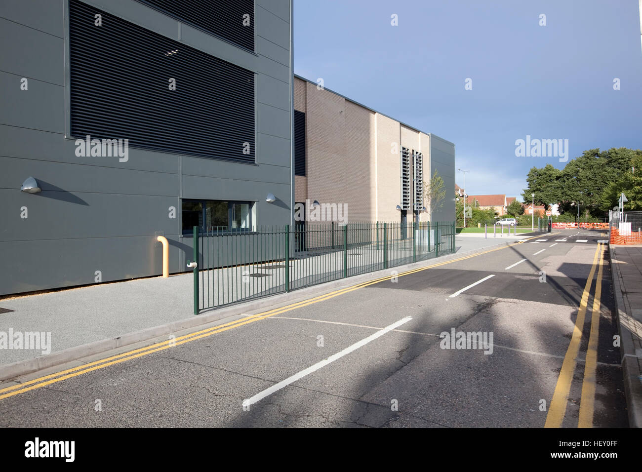 Barking and Dagenham College London Romsey BDC Stock Photo - Alamy