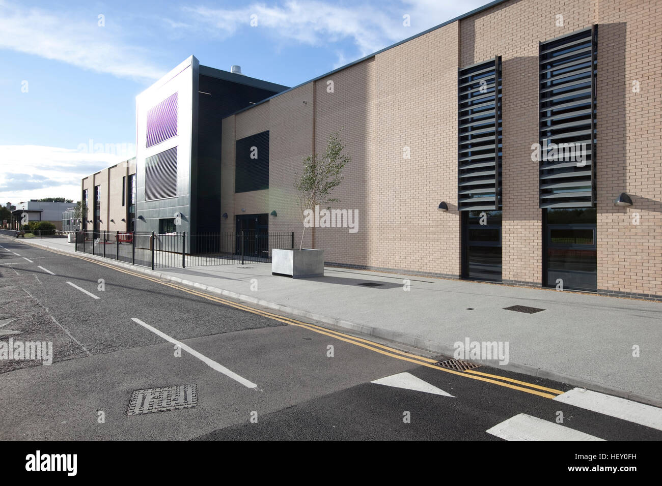 Barking and Dagenham College London Romsey BDC Stock Photo - Alamy