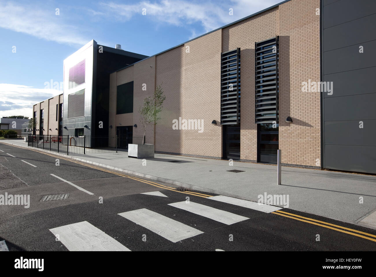 Barking and Dagenham College London Romsey BDC Stock Photo - Alamy