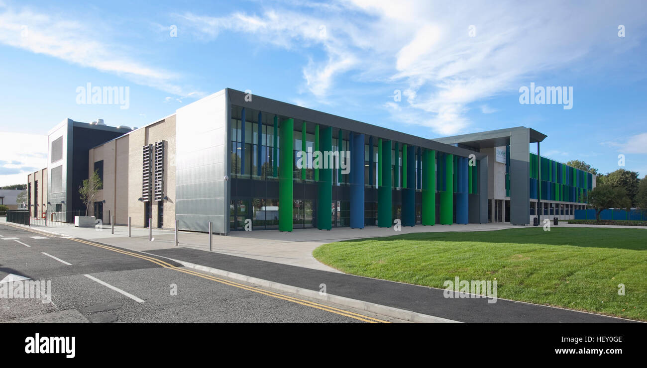 Barking and Dagenham College London Romsey BDC Stock Photo - Alamy