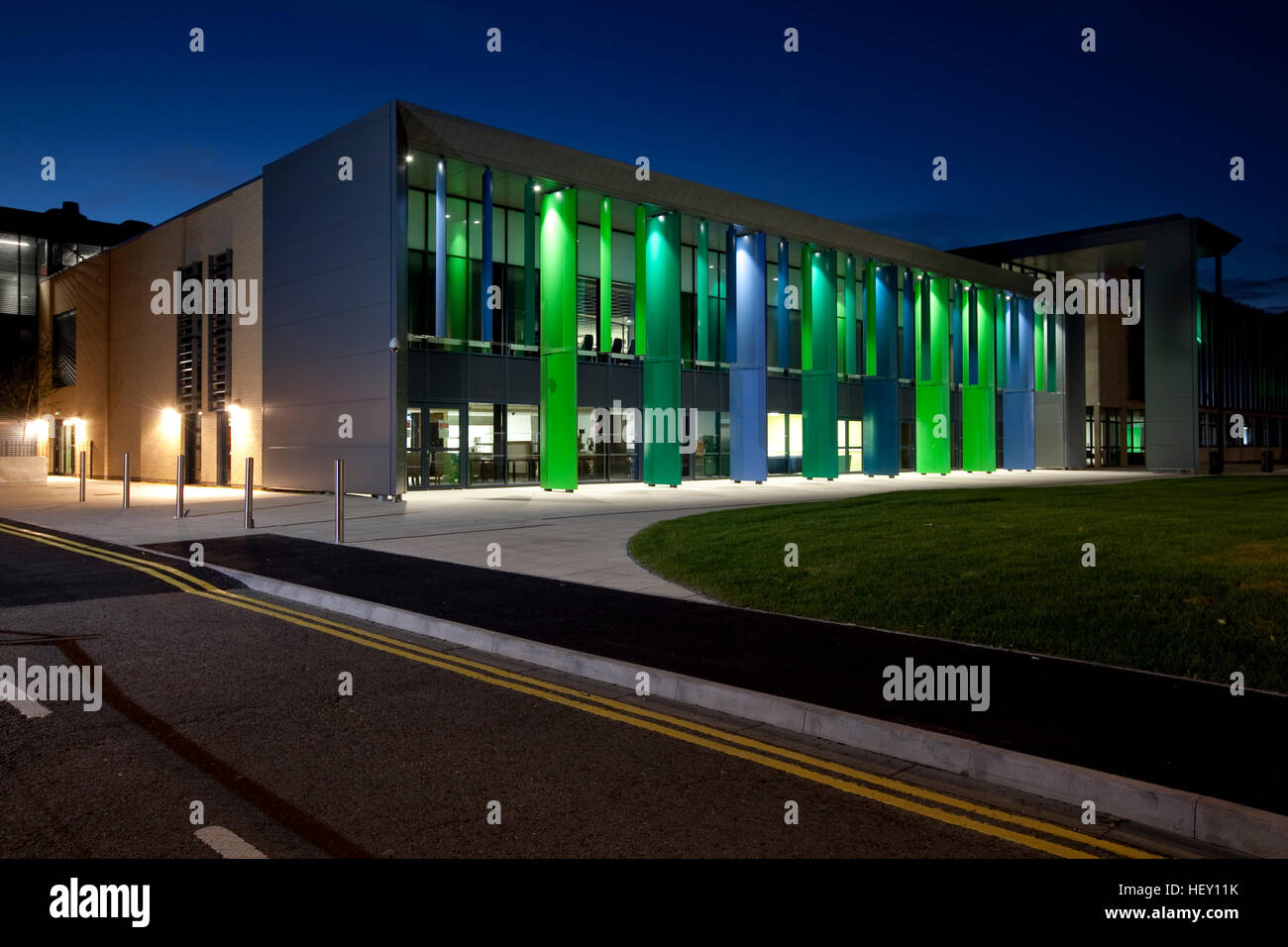 Barking and Dagenham College London Romsey BDC Stock Photo - Alamy