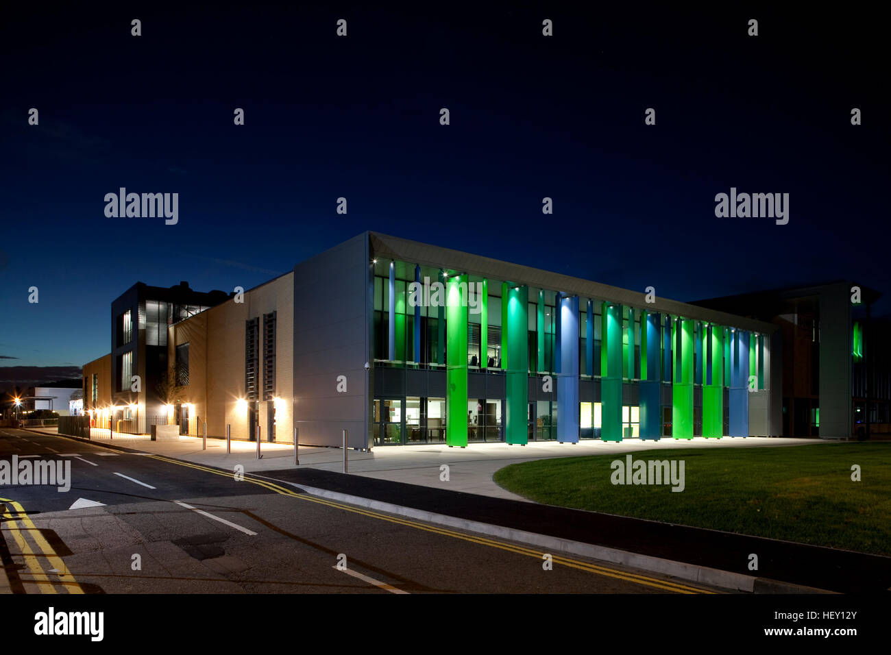 Barking and Dagenham College London Romsey BDC Stock Photo - Alamy