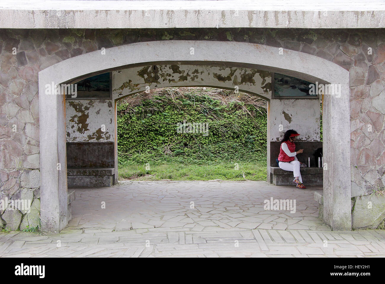 Walk Through Building High Resolution Stock Photography and Images - Alamy