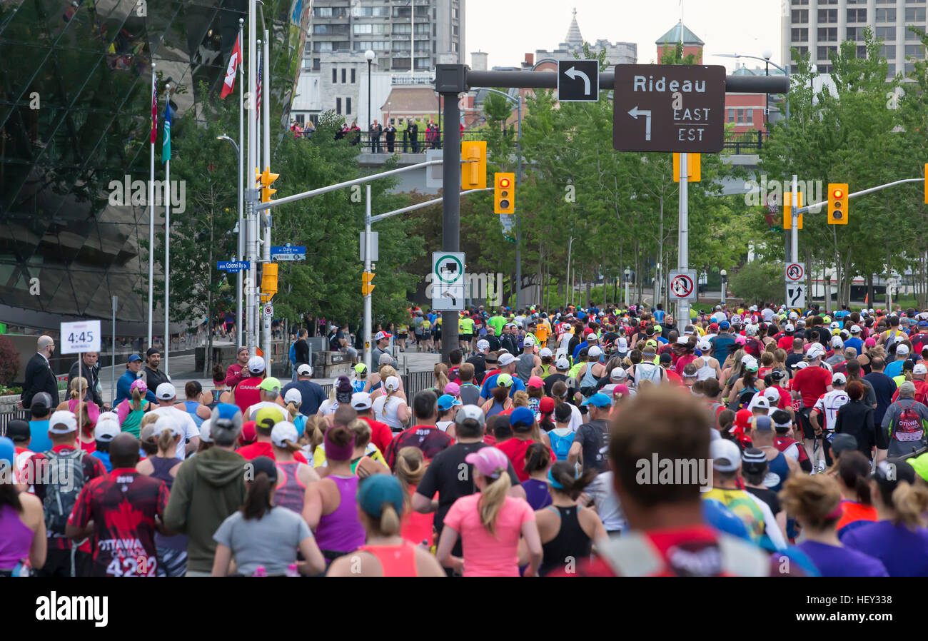 Long distance canal race hi-res stock photography and images - Alamy