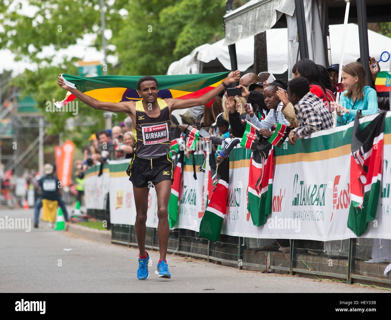 (Ottawa, Canada---24 May 2015) Girmay Birhanu (Ethiopia) celebrates ...
