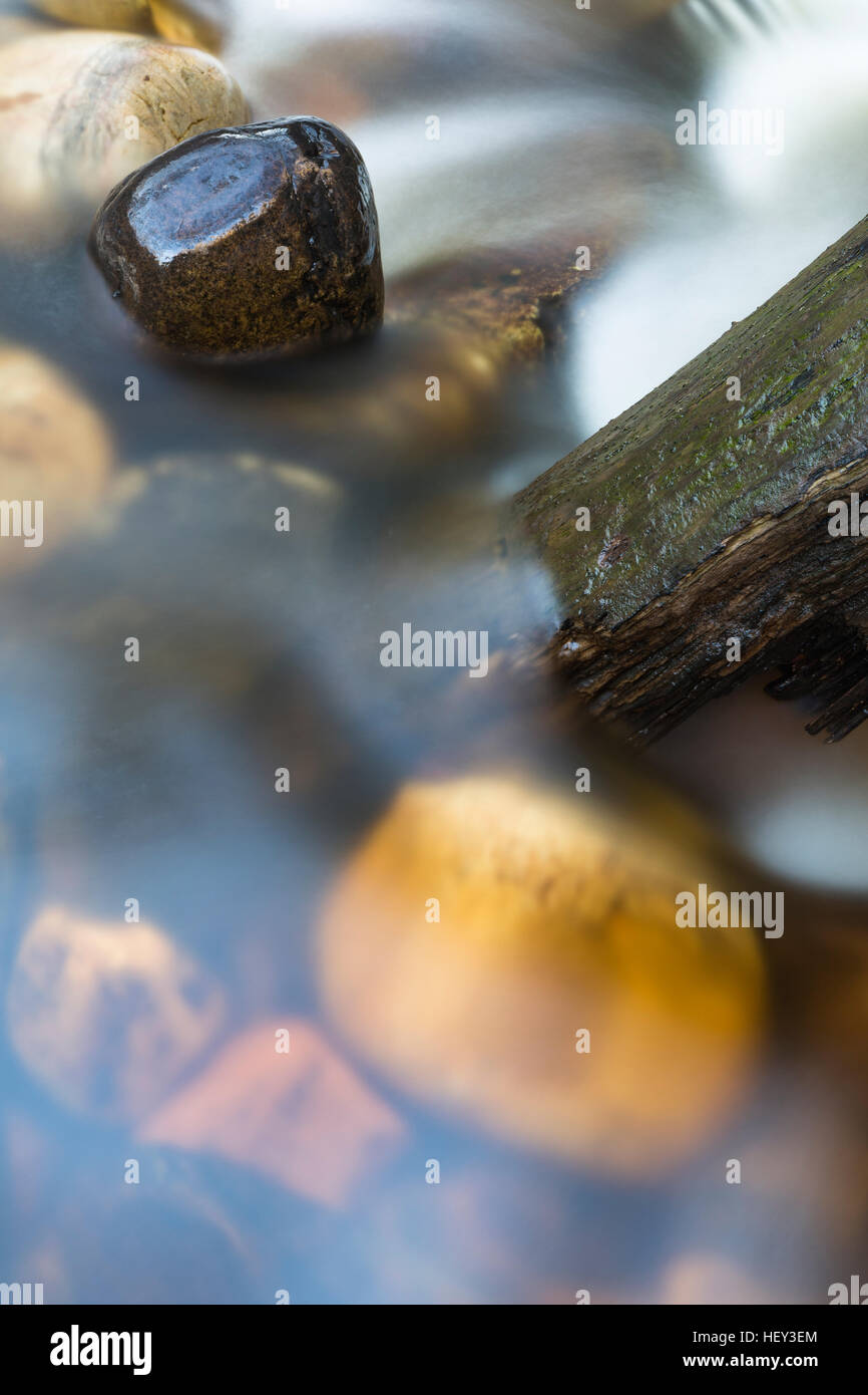 Smooth river rocks hi-res stock photography and images - Alamy