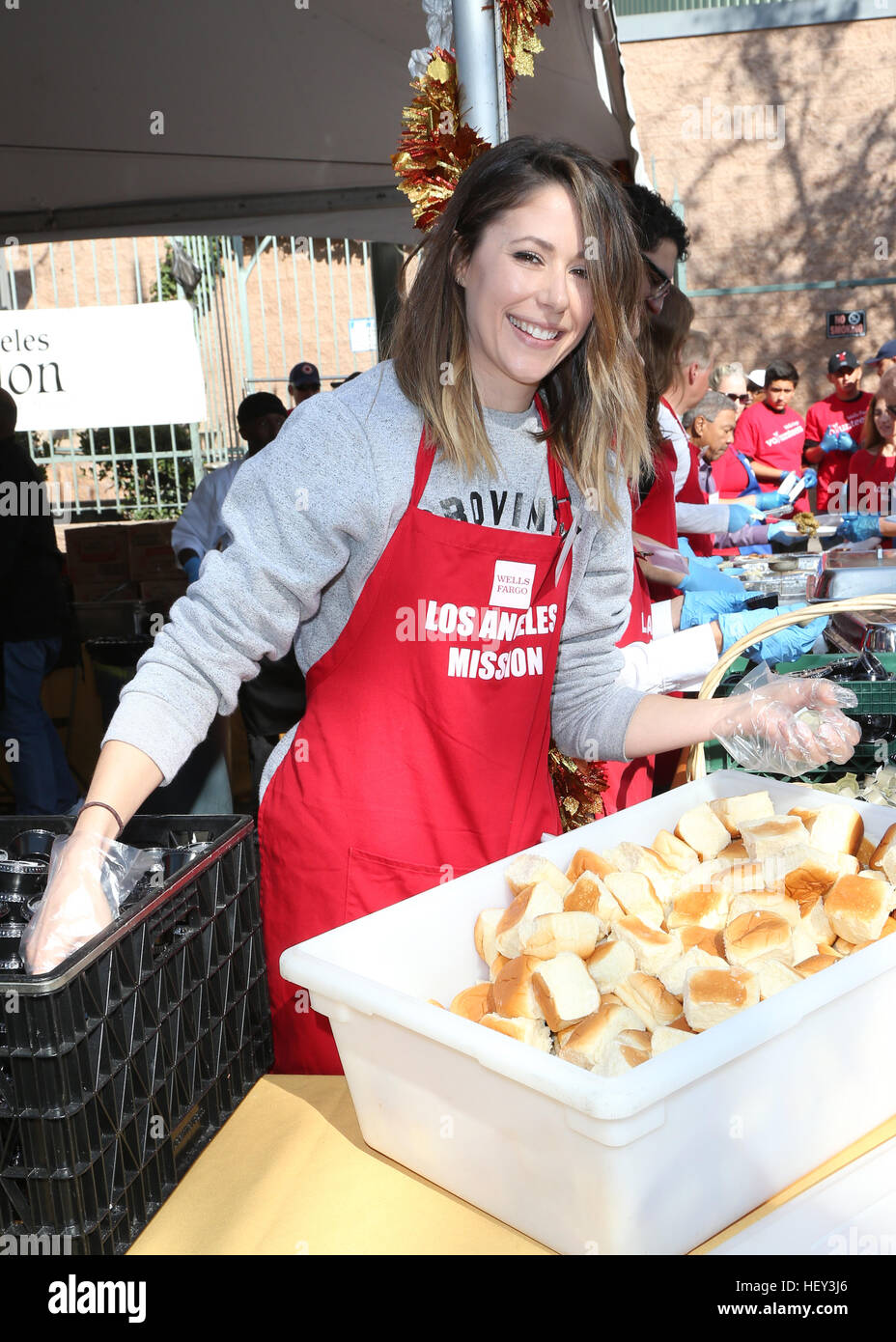 Los Angeles Mission Thanksgiving Meal For The Homeless Featuring ...