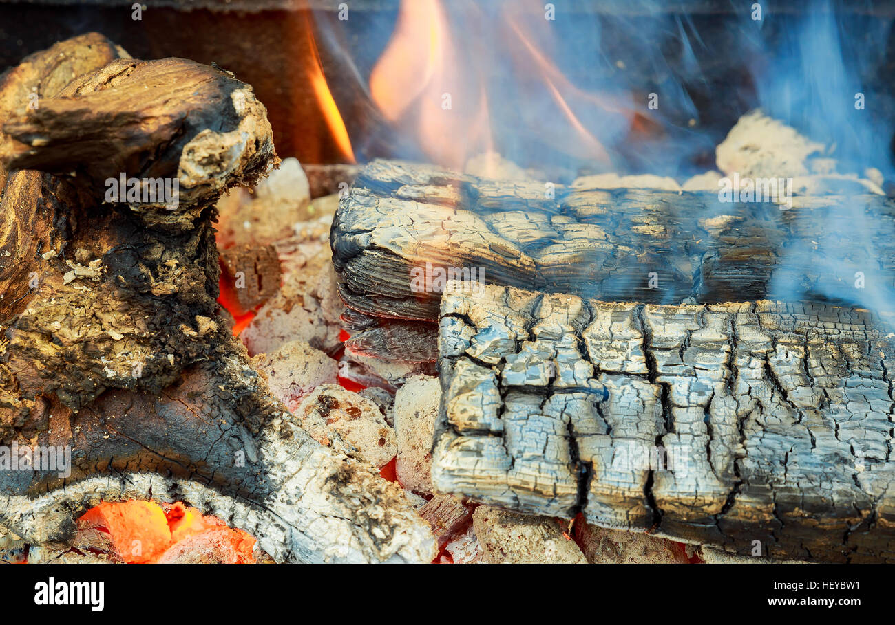 Black and red fireplaces hi-res stock photography and images - Alamy