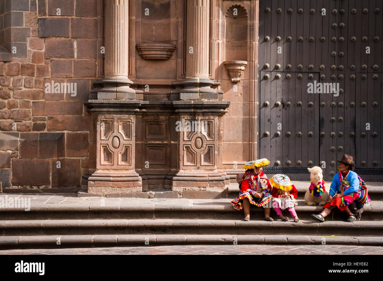CUZCO, PERU - CIRCA NOVEMBER 2016: locals dressed with traditional ...