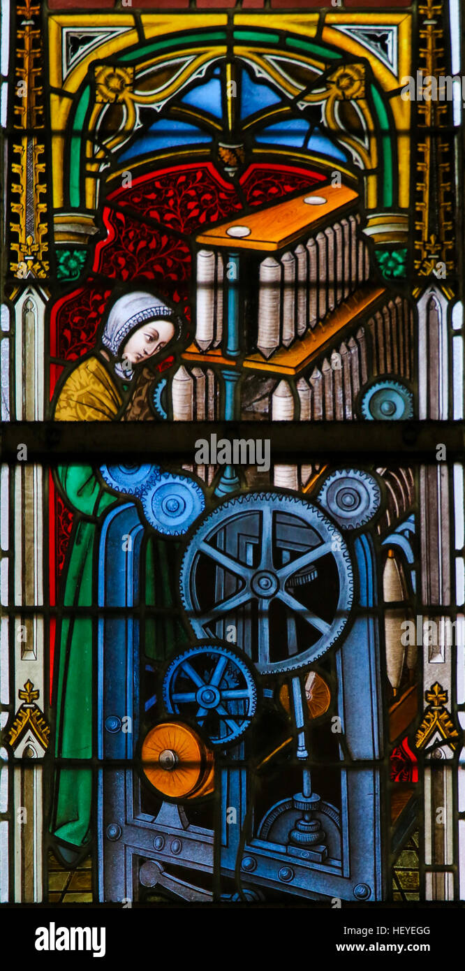 Slik throwing hi-res stock photography and images - Alamy