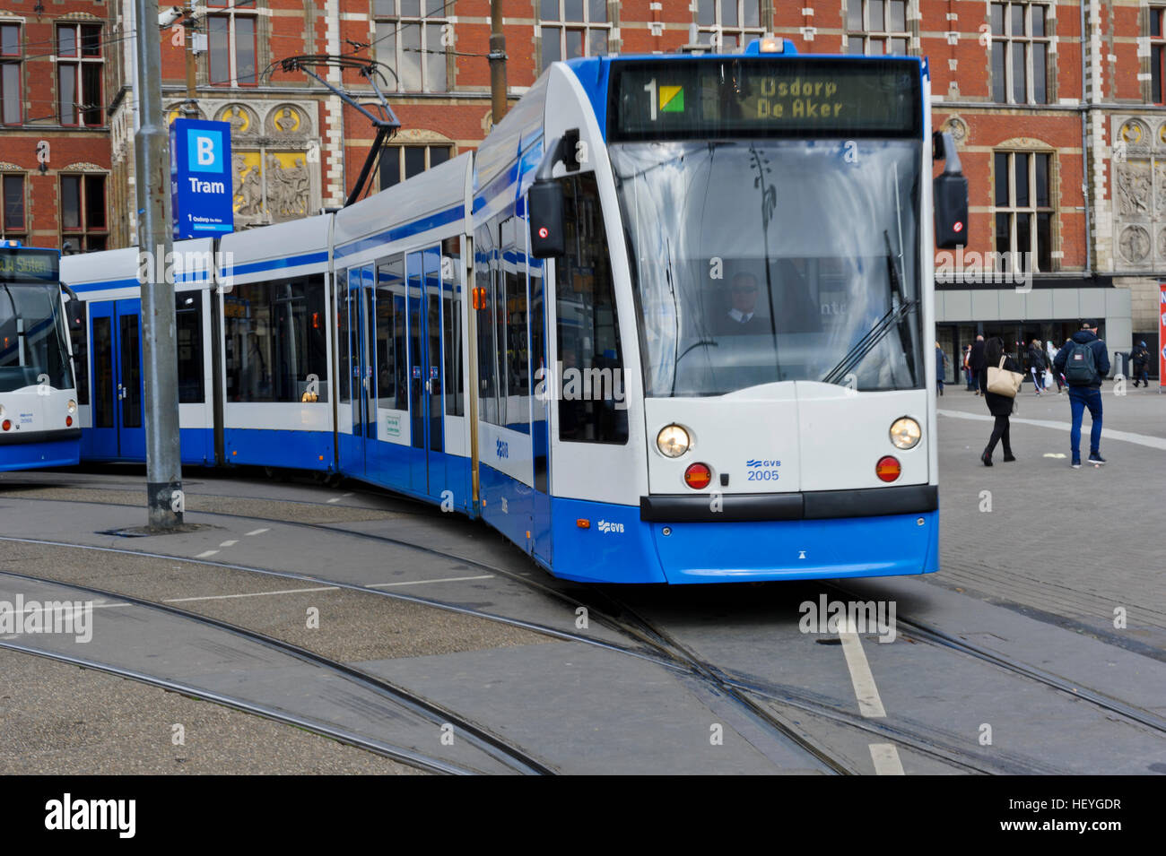 Trams outside amsterdam central station hi-res stock photography and ...