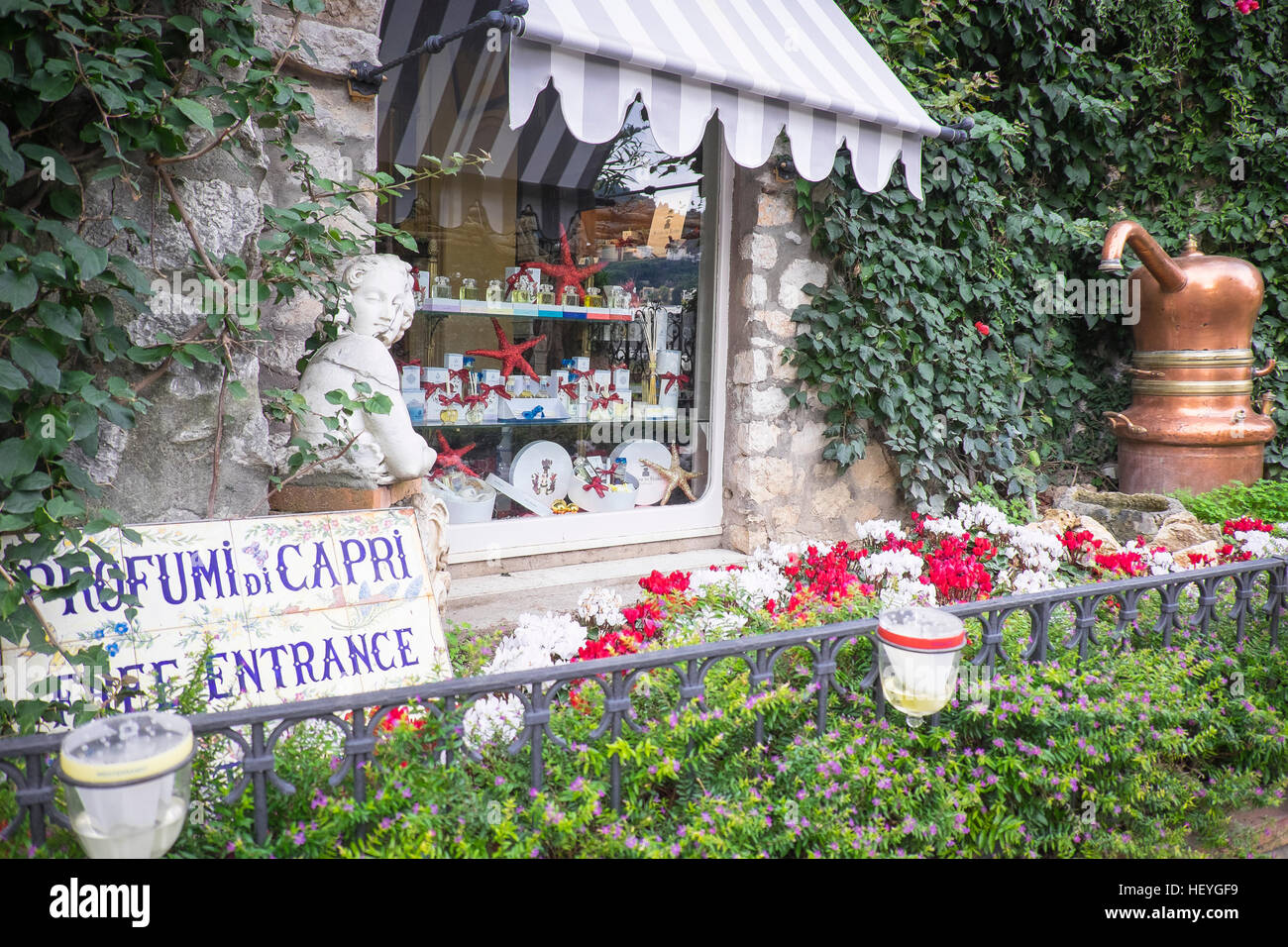Perfume of capri hi-res stock photography and images - Alamy