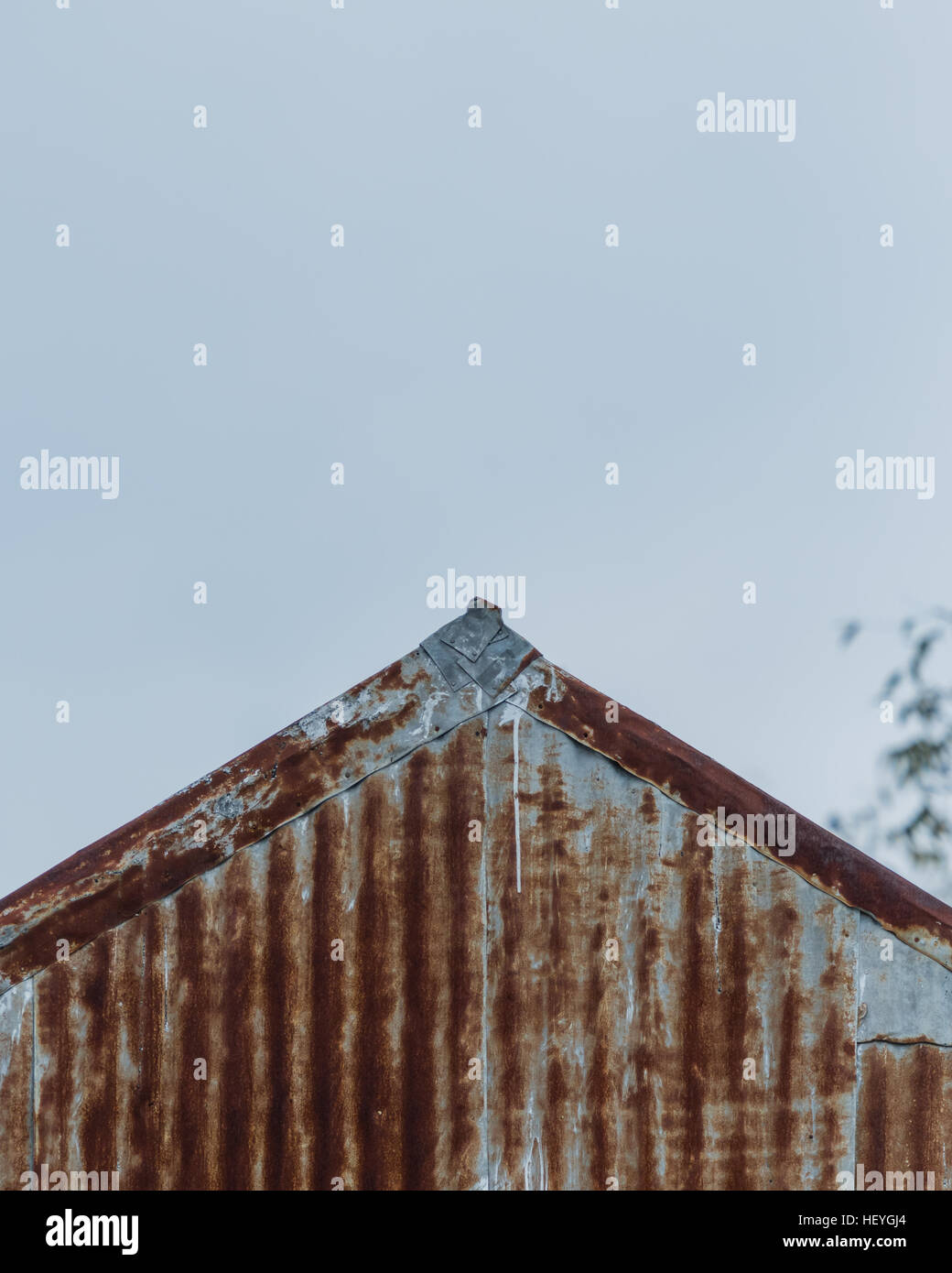 Rusted metal roof hi-res stock photography and images - Alamy