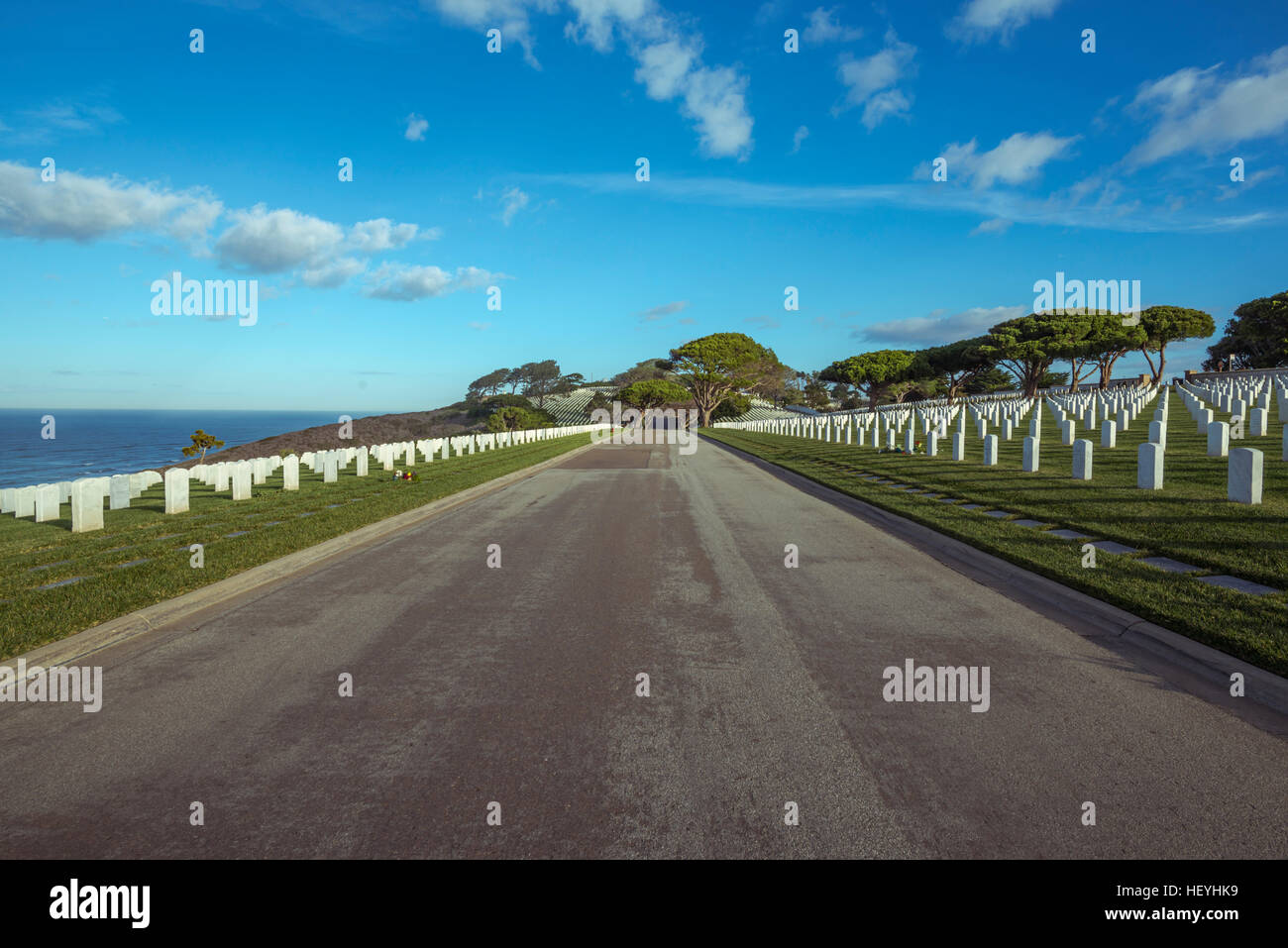 Fort Rosecrans National Cemetery, San Diego, California Stock Photo - Alamy