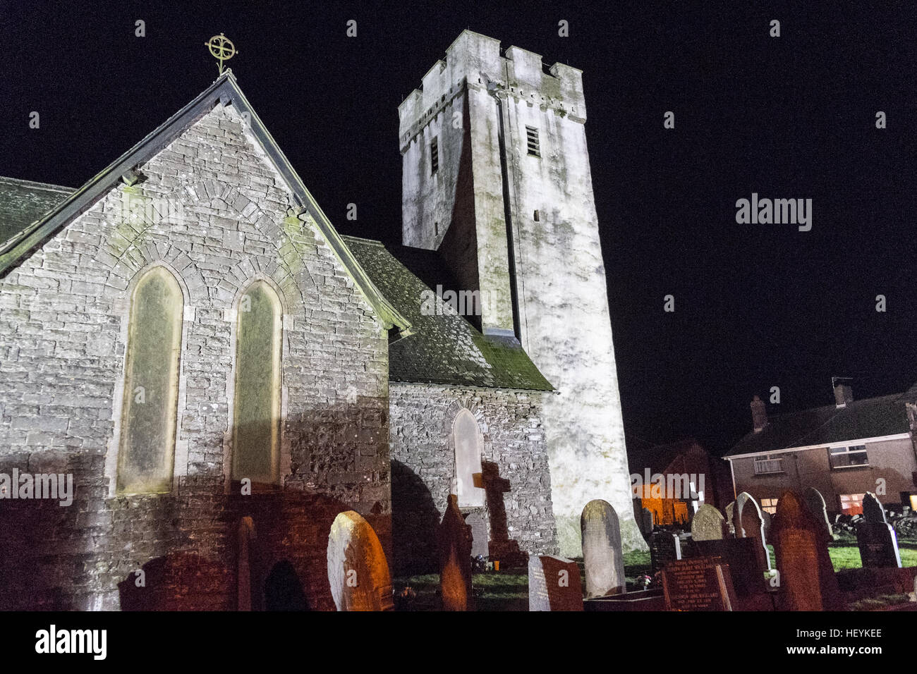 Llansaint village hi-res stock photography and images - Alamy