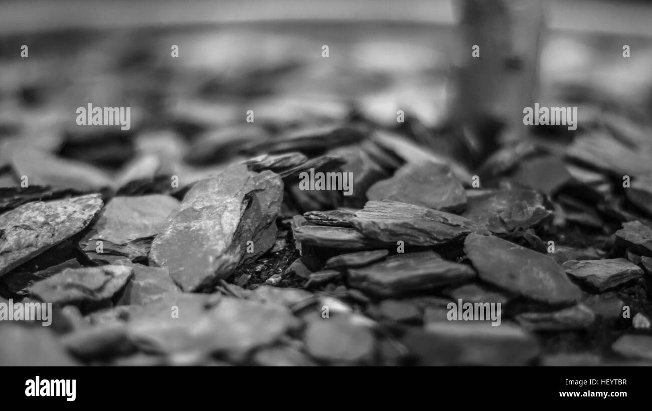 Rocks black and white hi-res stock photography and images - Alamy