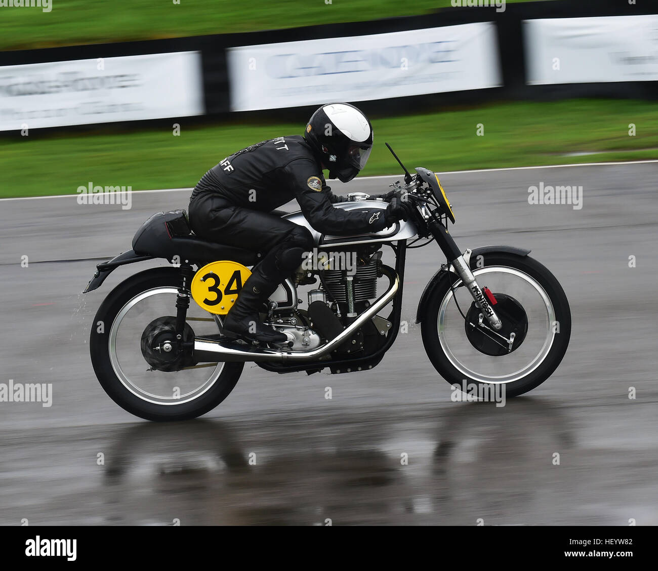 Andy Clews, Duncan Fitchett, Norton Manx, Barry Sheene Memorial Trophy ...