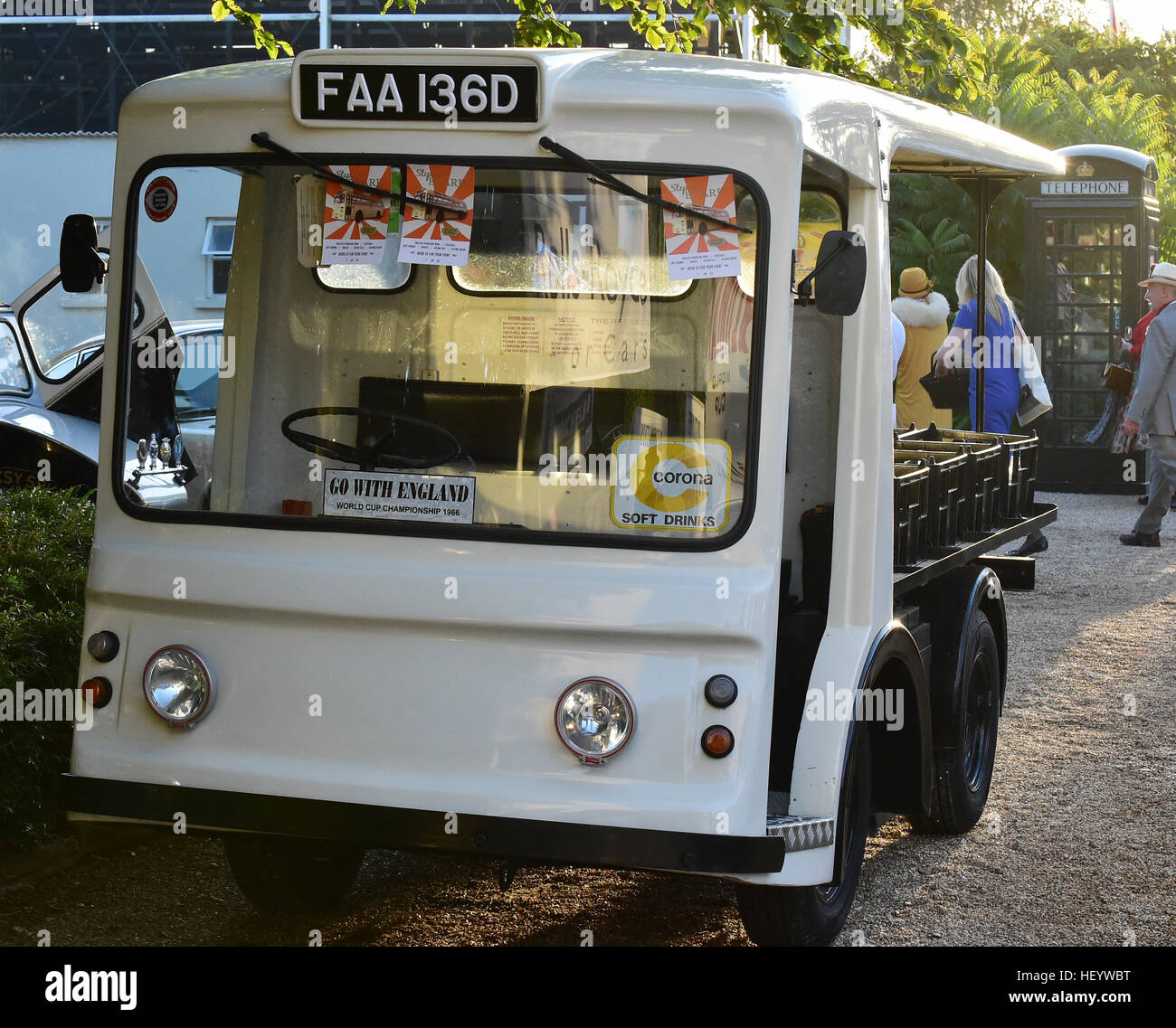 Electric milk float hi-res stock photography and images - Alamy
