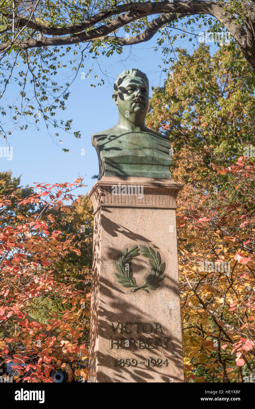 Victor Herbert Bronze Statue in Central Park, NYC Stock Photo - Alamy