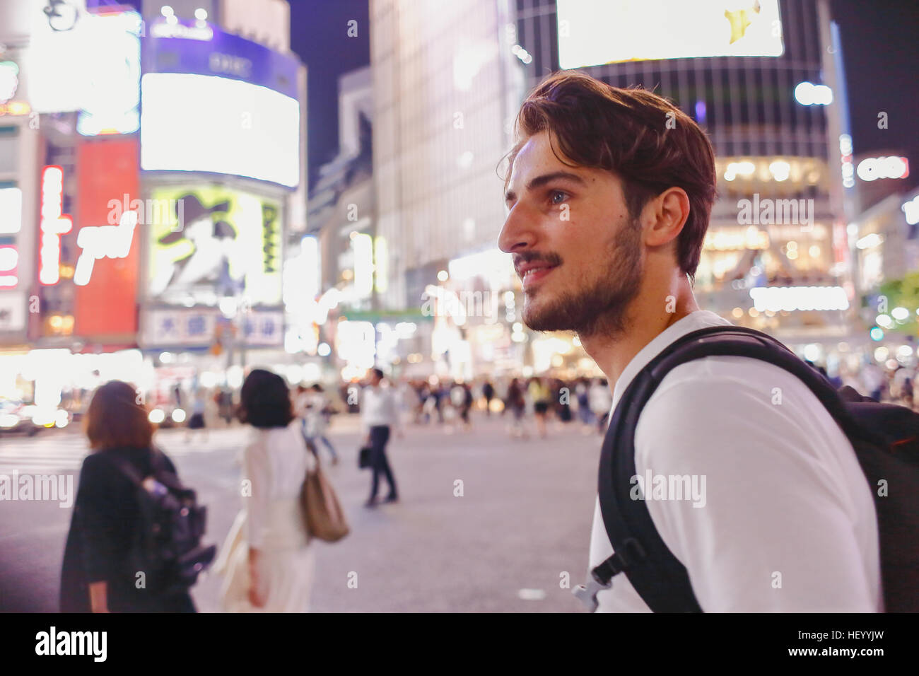 Caucasian man enjoying sightseeing in Tokyo, Japan Stock Photo - Alamy