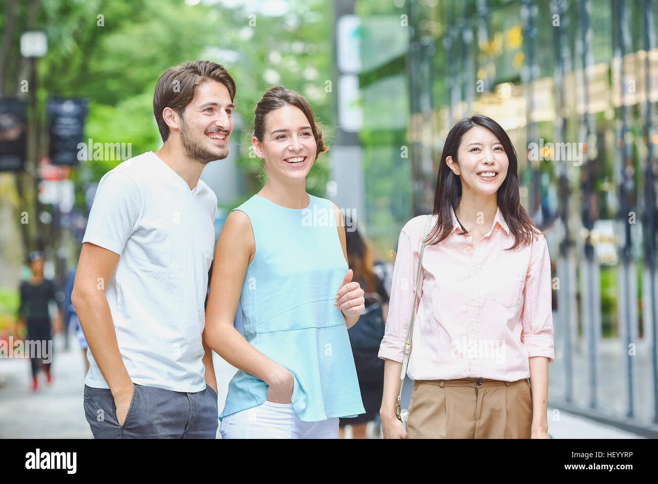 Caucasian couple enjoying sightseeing in Tokyo, Japan Stock Photo - Alamy