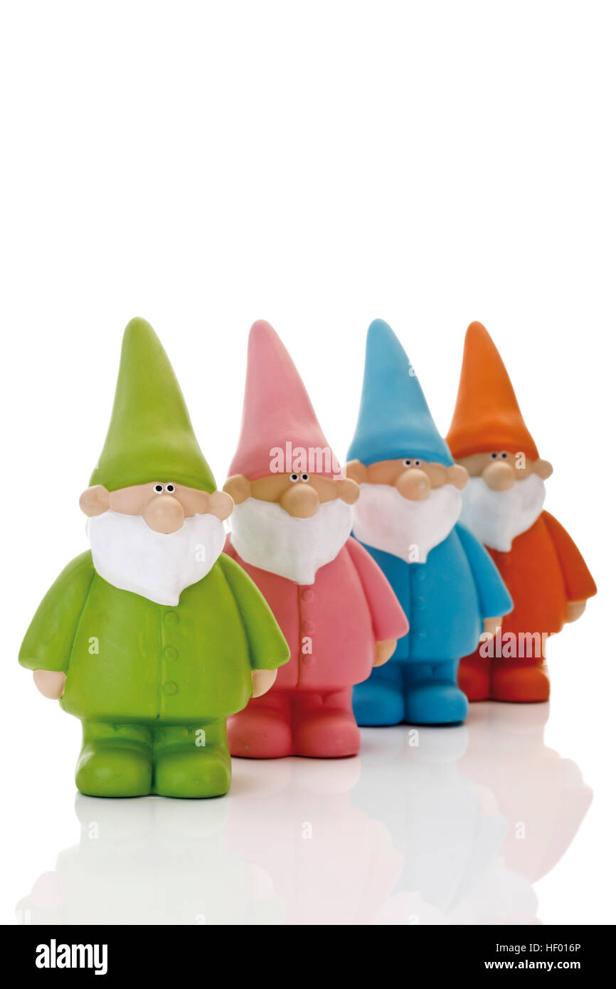 Garden gnomes line up hi-res stock photography and images - Alamy