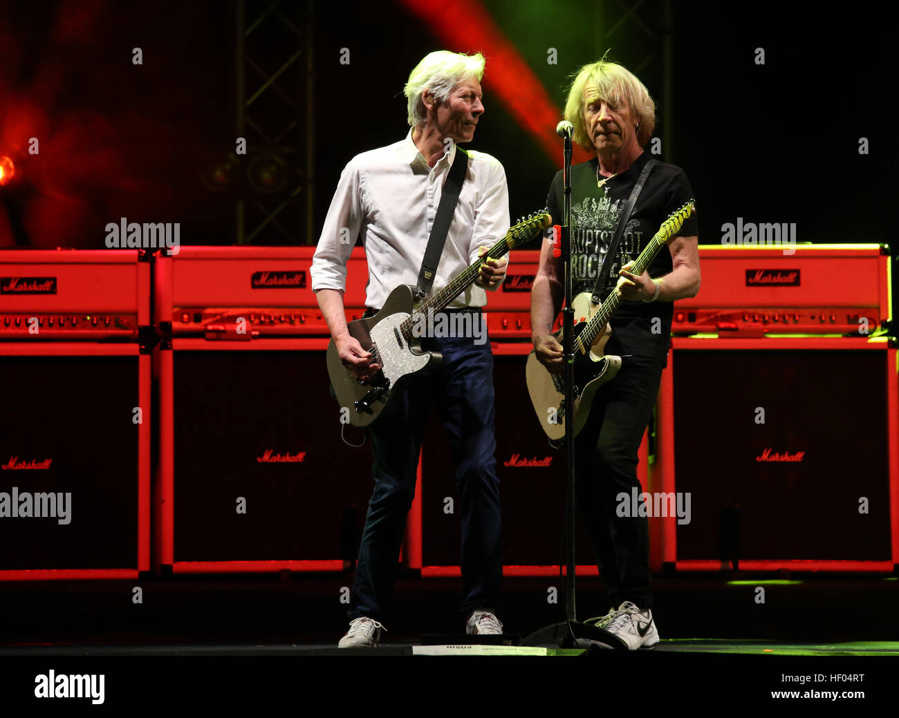 FILE PICS: London UK 24-Dec-2016 Status Quo guitarist Rick Parfitt has ...