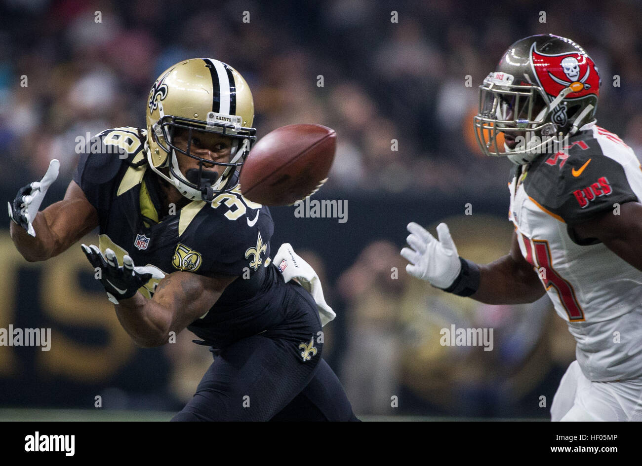 Florida, USA. 24th Dec, 2016. LOREN ELLIOTT | Times .New Orleans Saints ...