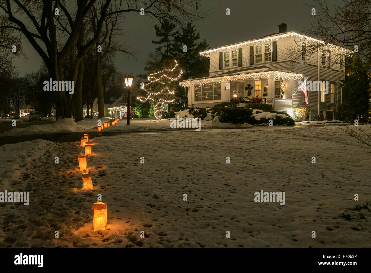 Chicago, USA. 24 December 2016. The annual tradition of lighting ...