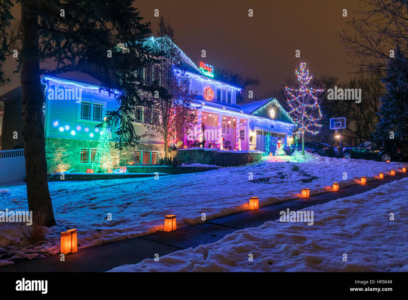 Chicago, USA. 24 December 2016. The annual tradition of lighting ...