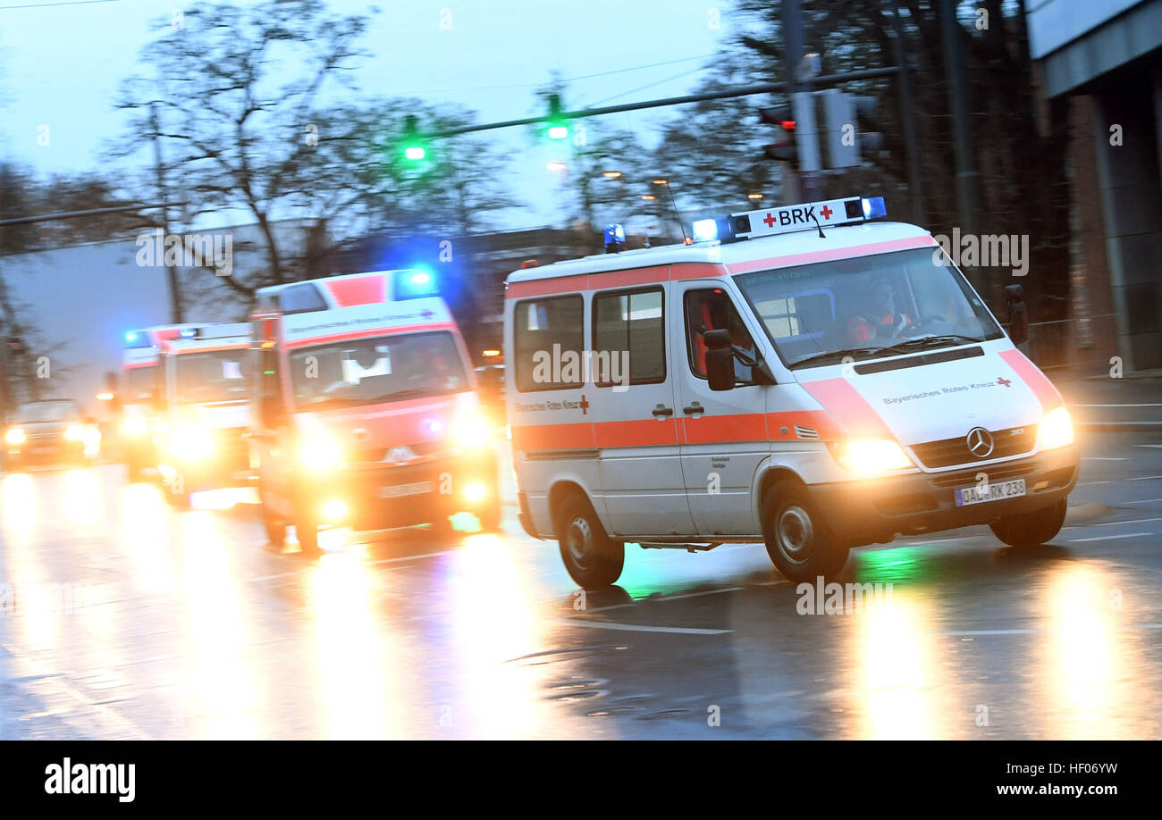 Emergency vehicles aerial hi-res stock photography and images - Alamy
