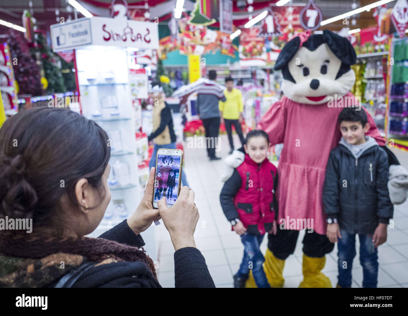 Erbil shopping hi-res stock photography and images - Alamy