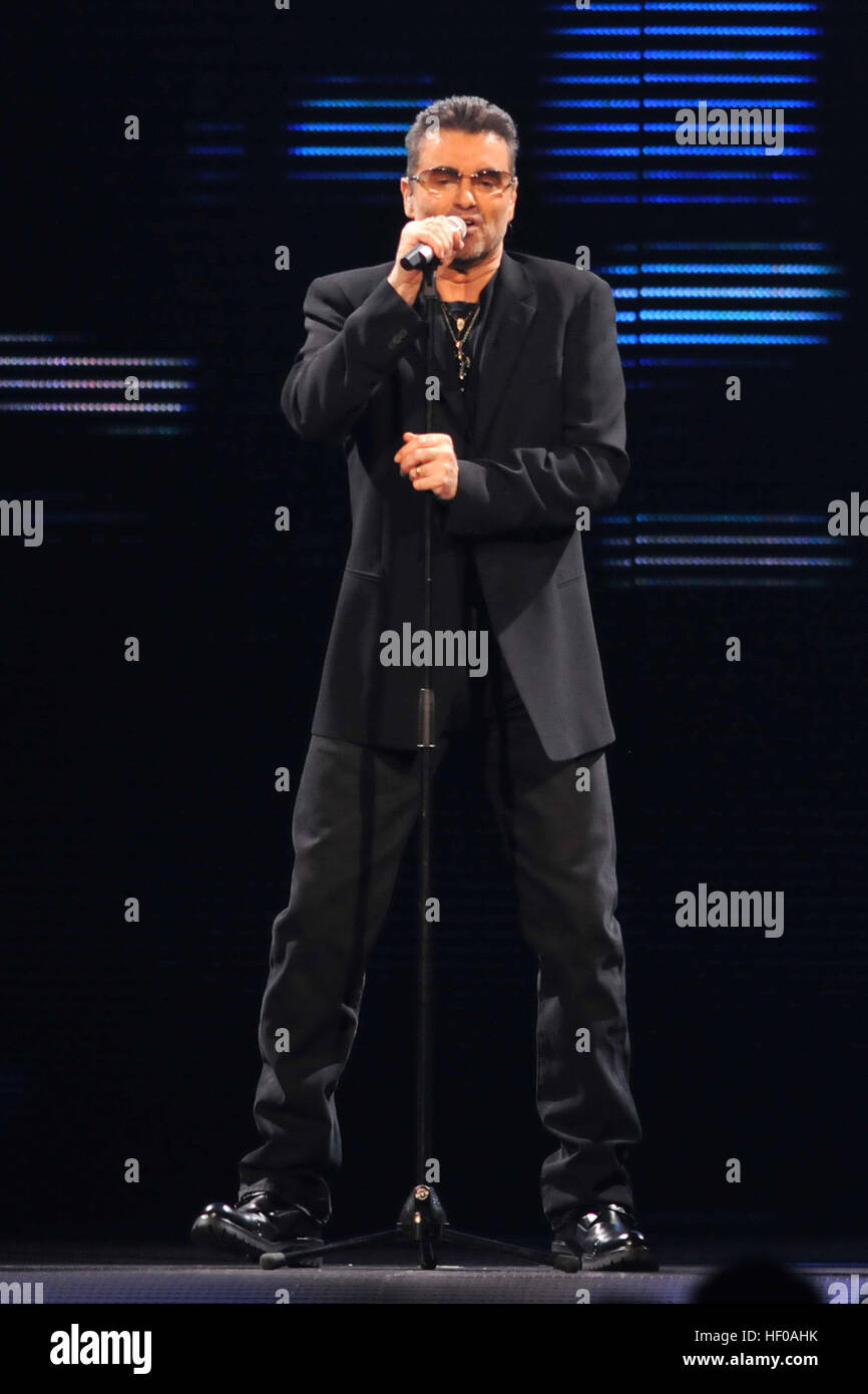 George michael concert hi-res stock photography and images - Alamy